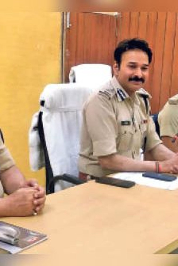 बच्चू सिंह मीणा समेत तीन आईपीएस अधिकारियों का हुआ तबादला, यहां देखिए ...