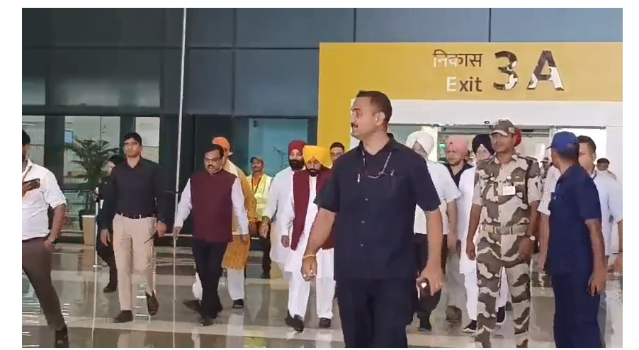 पंजाब के मुख्यमंत्री भगवंत सिंह मान पहुंचे पटना, पटना सिटी गुरुद्वारा ...